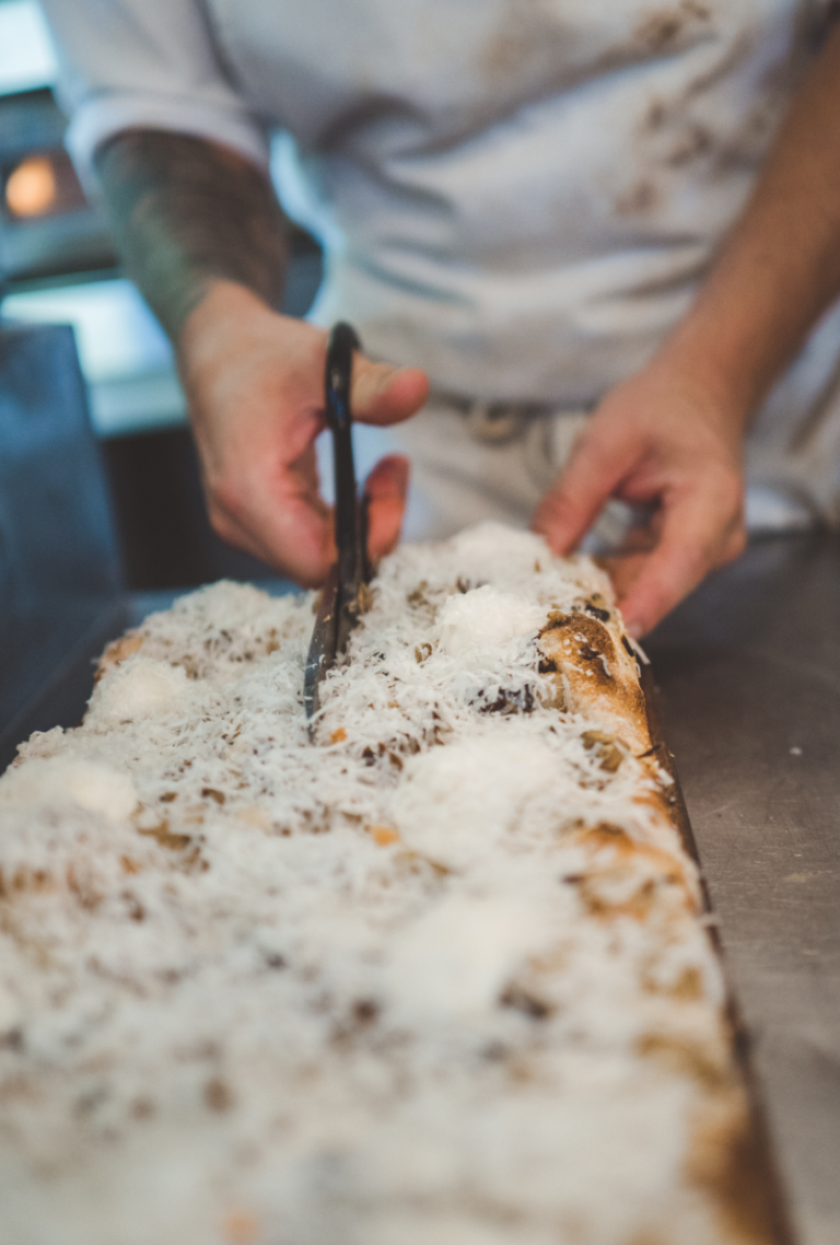 Bienvenue chez Roberto Pizza Romana | Chelsea, Québec